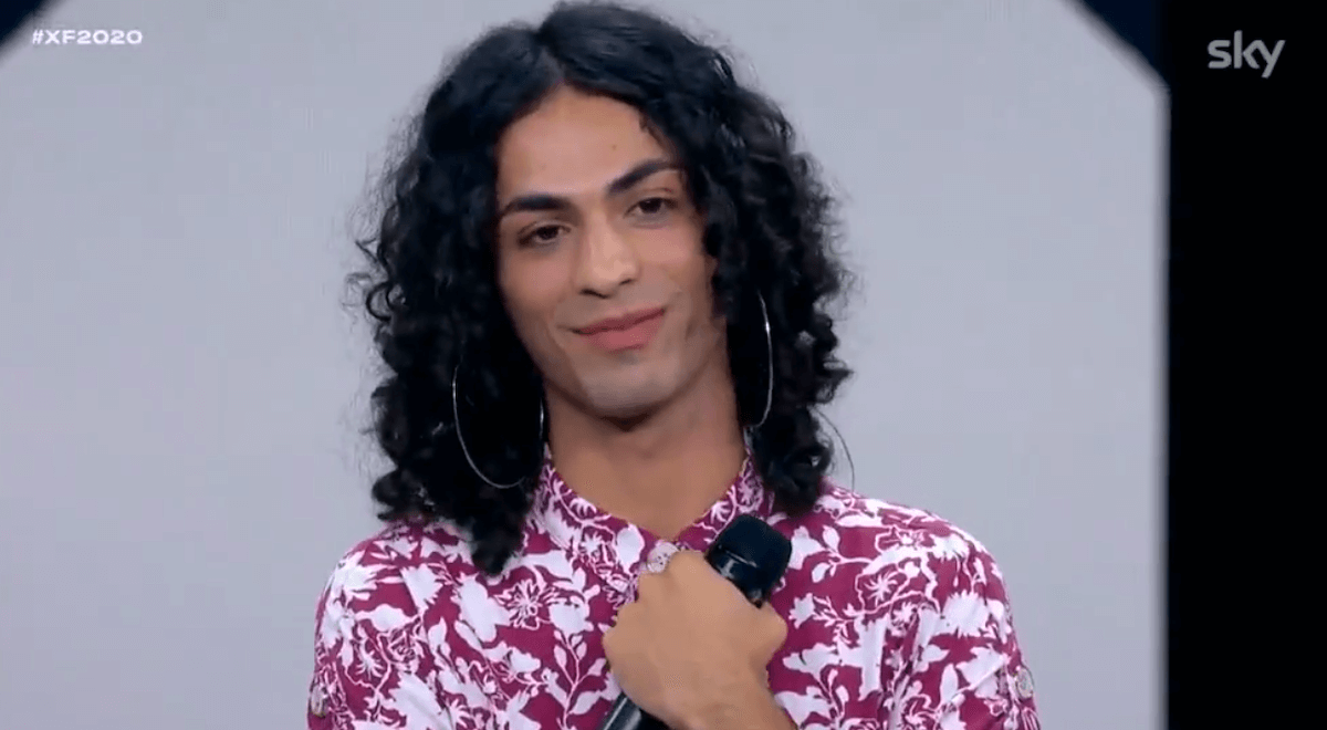 X Factor 2020: emoziona Blue Phelix, concorrente genderqueer con l ...