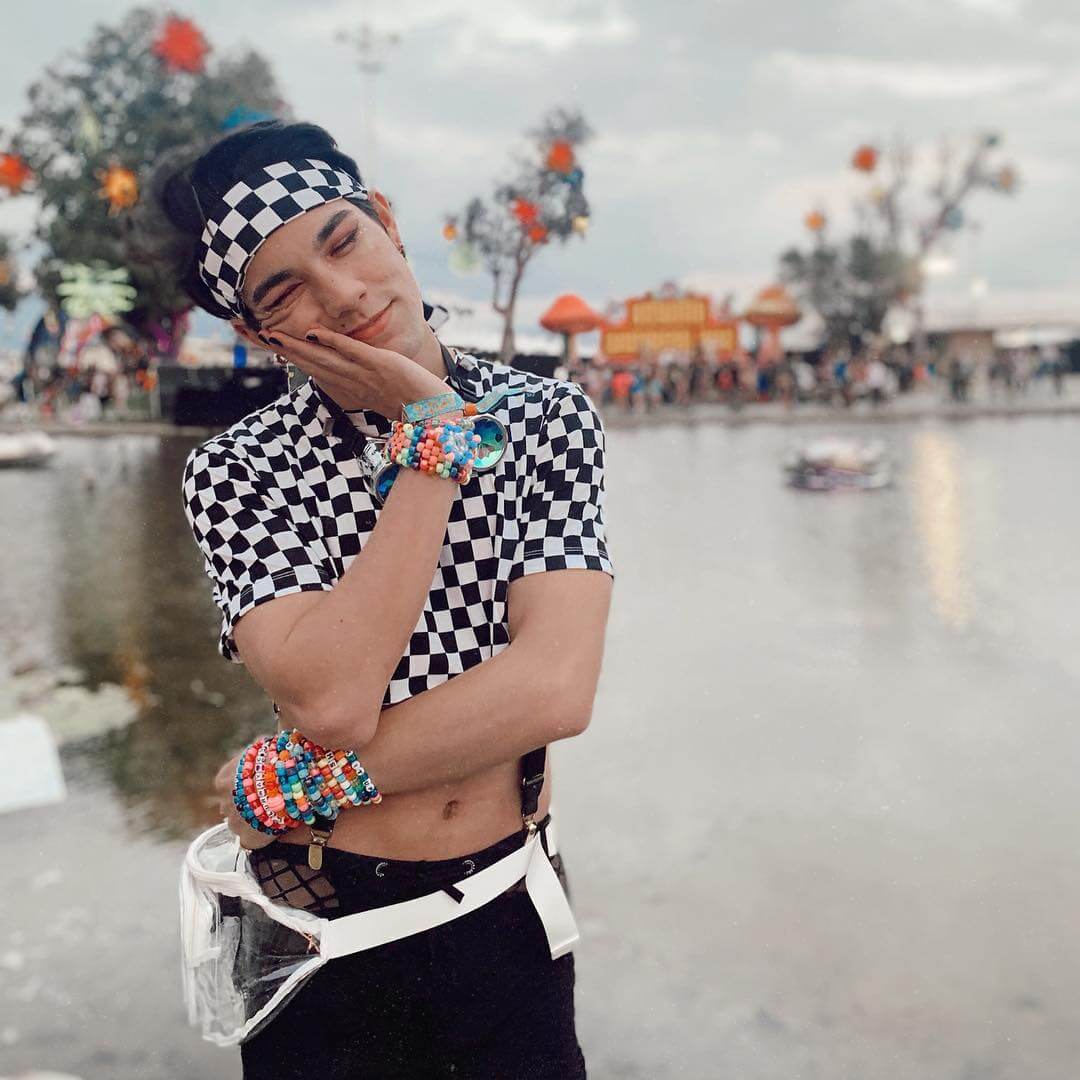 Chi sono i femboy che su TikTok fanno milioni di visualizzazioni - Gay.it