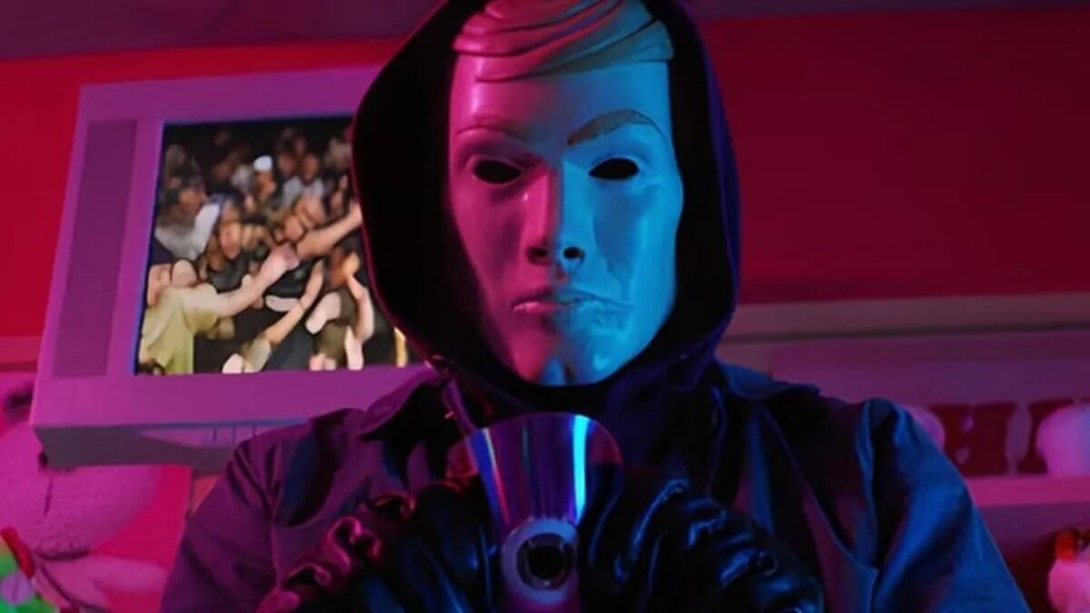 Time Cut, l'horror queer Netflix che omaggia i primi anni '2000?
