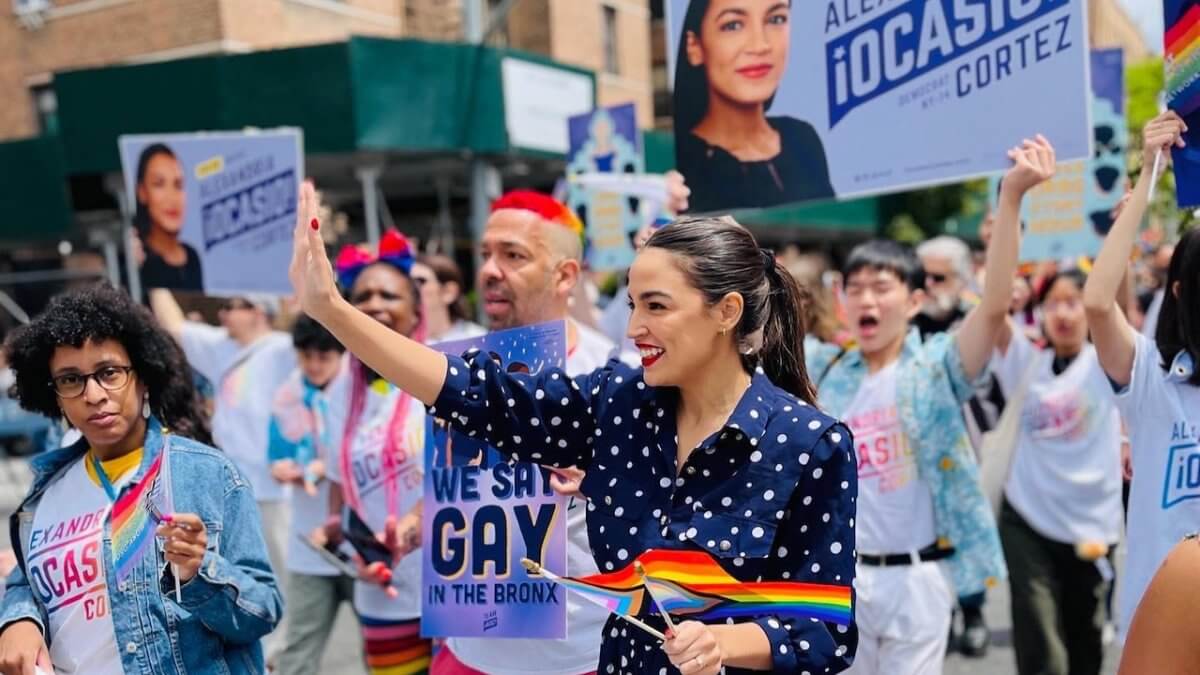 Alexandria Ocasio-Cortez e il potente messaggio a sostegno della ...